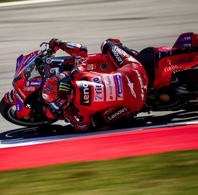 Martin cai sozinho e Pecco Bagnaia ganha a corrida sprint da etapa da ... Martin cai sozinho e Pecco Bagnaia ganha a corrida sprint da etapa da ...