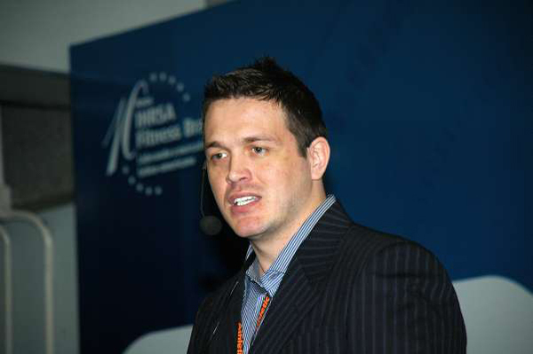 Mídias sociais: o debate precisa desesperadamente evoluir - A Crítica ...